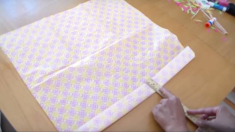 Spice Up your Wedding Space with Lovely and Inexpensive DIY Tissue ...